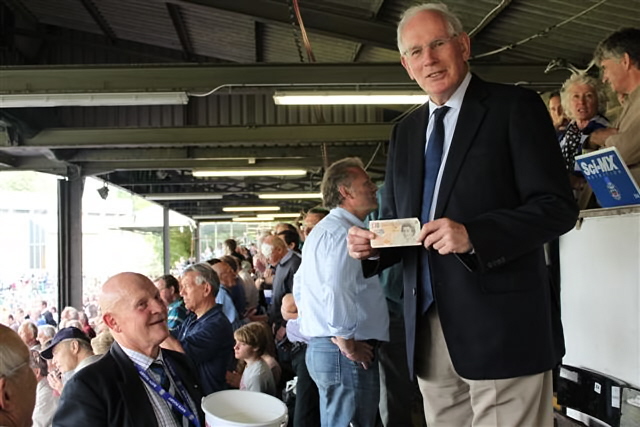 Jack Rowell pays up | Miscellany | Bath Rugby Heritage